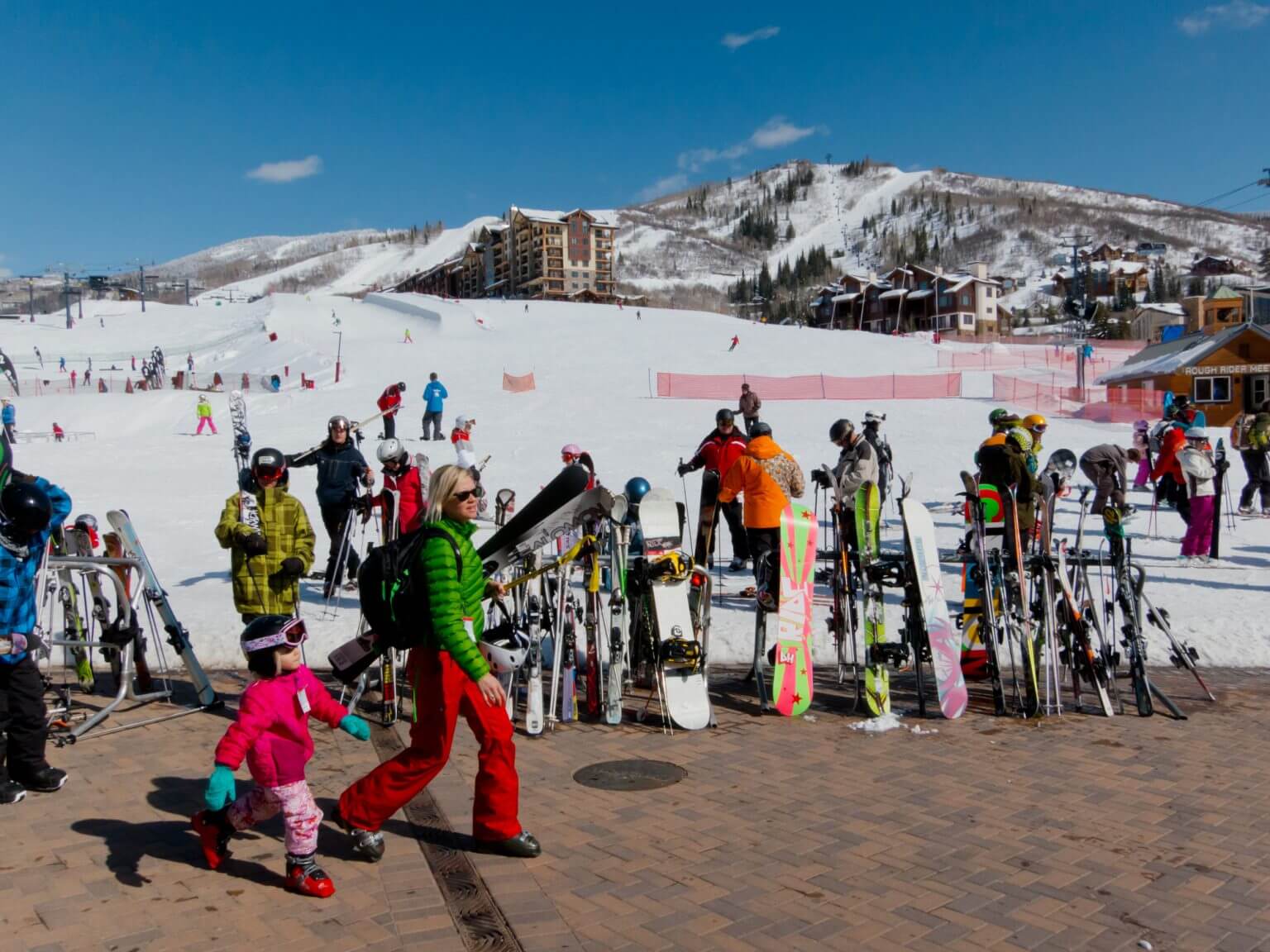 5 themed spring break destinations for family fun